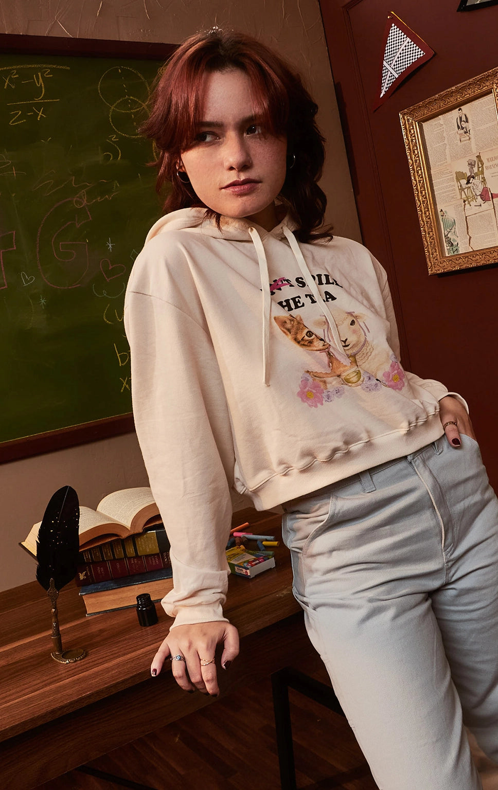 TEA CROPPED HOODIE – Just G